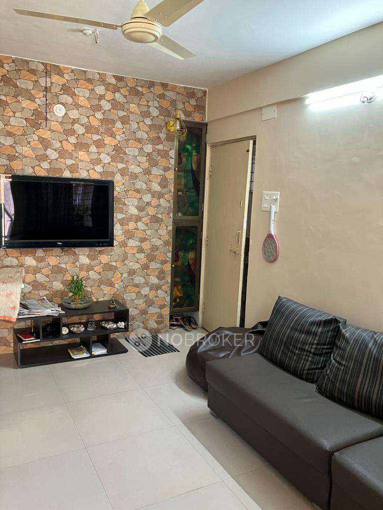 Ganesh Prasad CHS Narayan Peth - Without Brokerage Fully furnished 1 ...