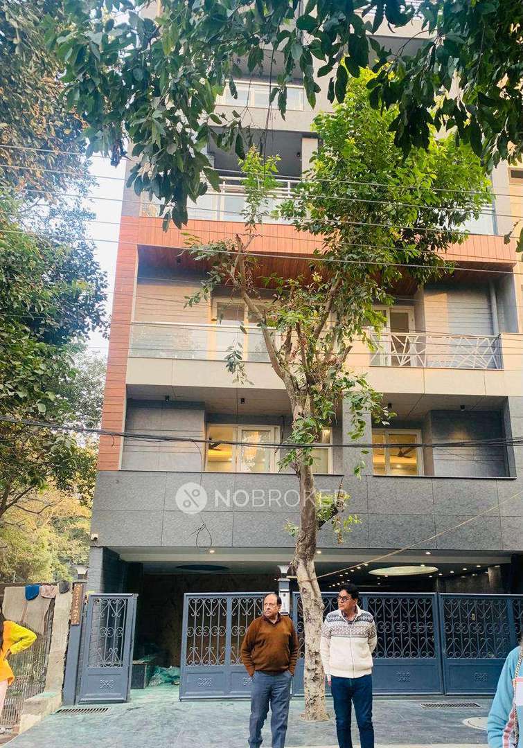 Standalone building DLF Phase 2 - Without Brokerage Semi-furnished 3 ...