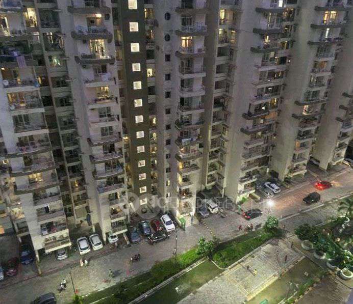 Property for rent in Bisrakh for Rs 10000 available Immediately -Inactive