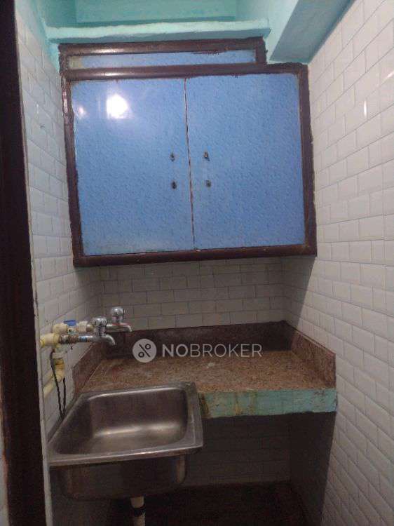 Independent House 3829, Choori Walan Rd, near metro guest house, Choori ...