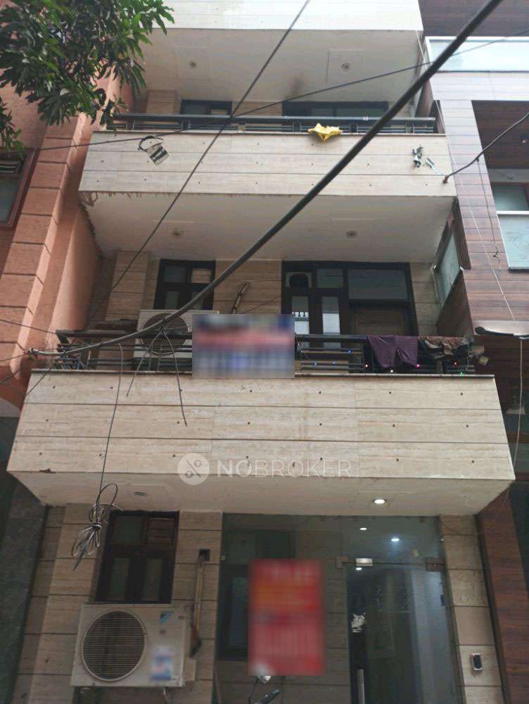 PG for BOTH in DLF Phase 3 for Rs 15000 available Immediately | gurgaon ...