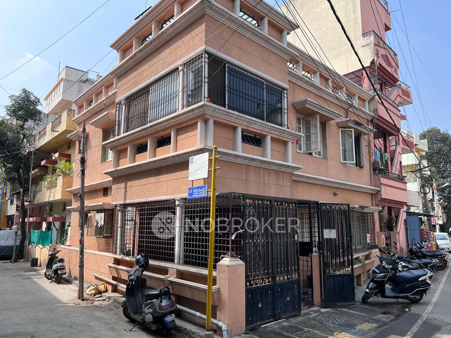 Independent House Jp nagar 4th phase - Without Brokerage Unfurnished 3 BHK Flat for Sale in ...