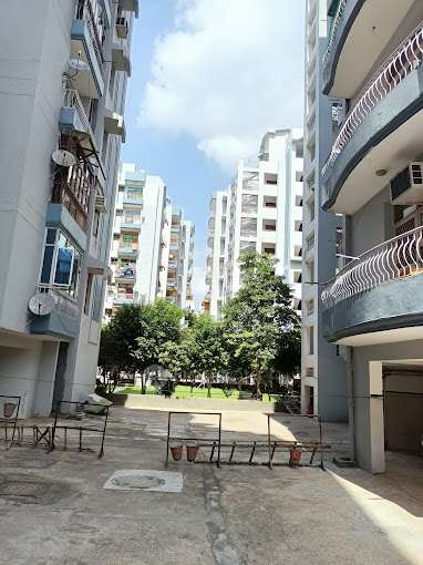 Property for rent in Sagar Apartments for Rs 8000 available Immediately ...