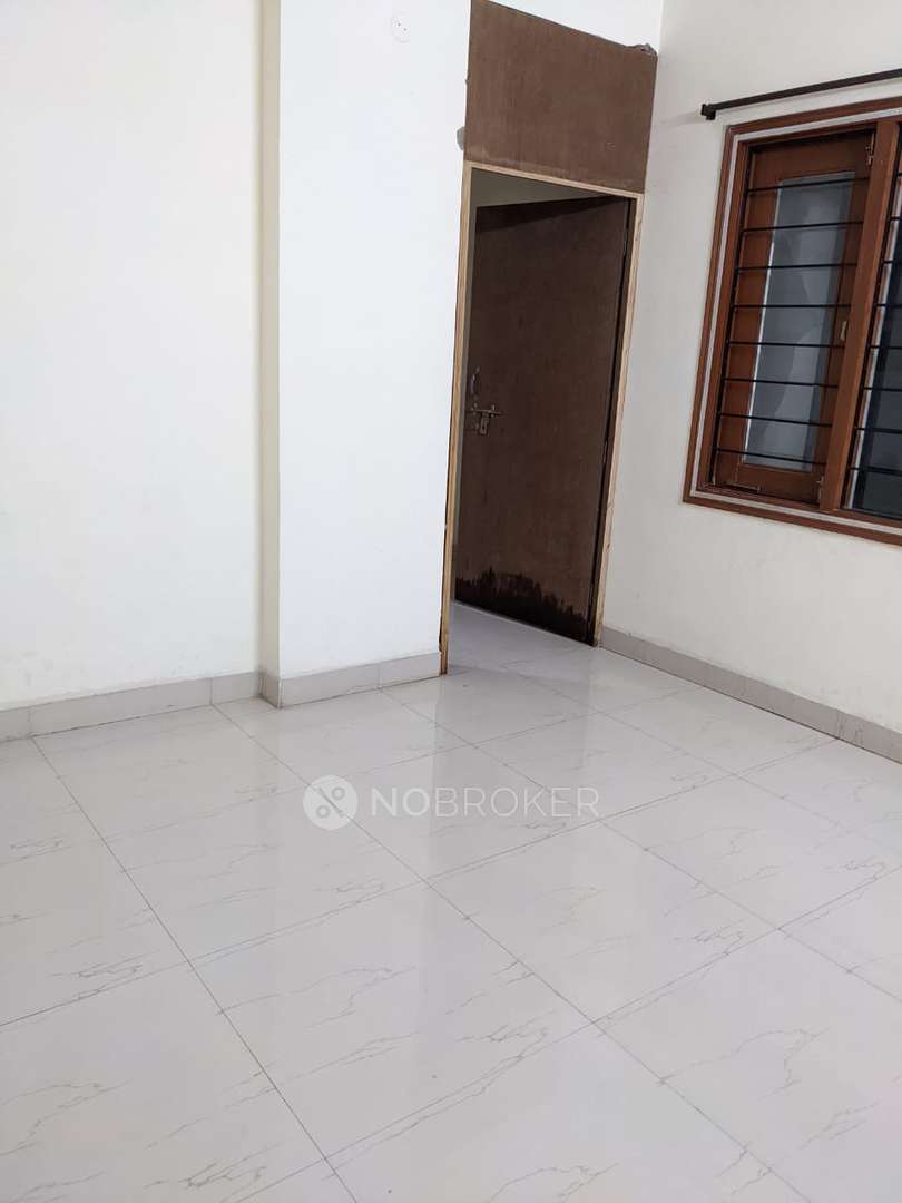 Srila Park Pride Kukatpally - Without Brokerage Semi-furnished 3 BHK ...