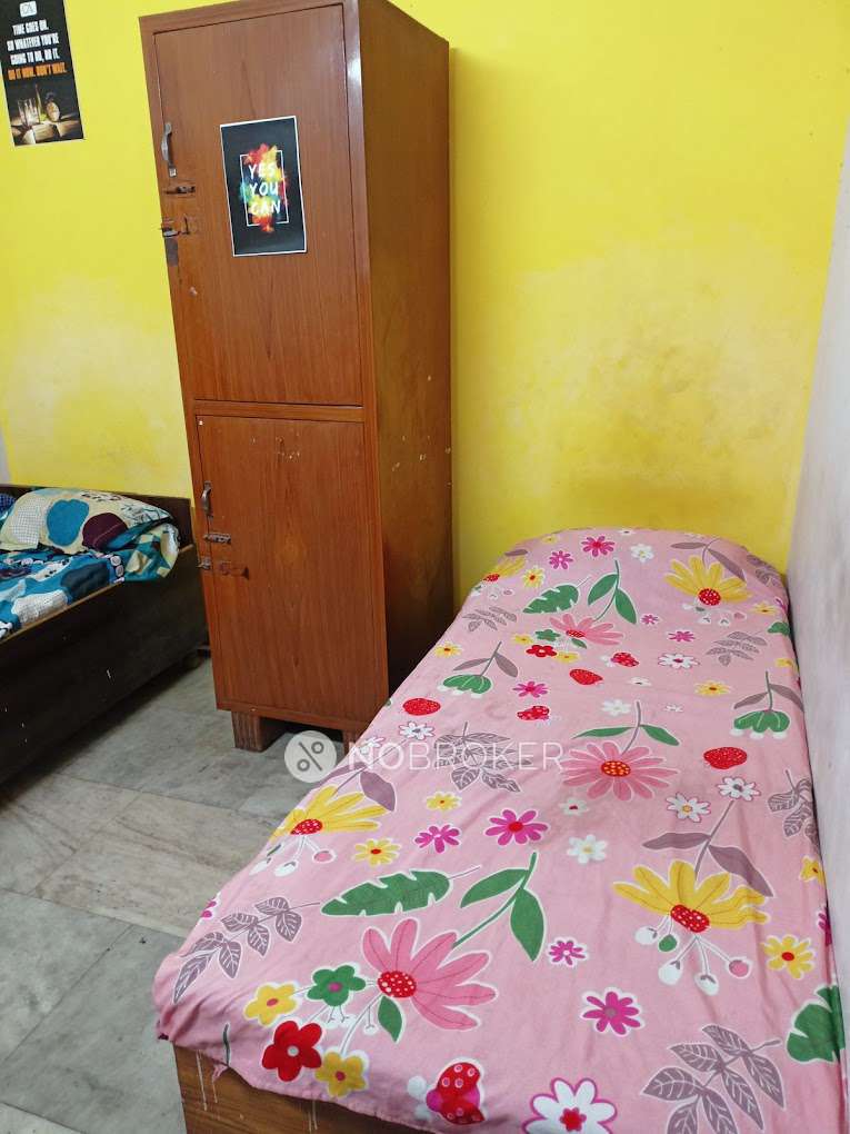 PG for MALE in Shakarpur for Rs 8500 available Immediately | delhi | nobroker.in