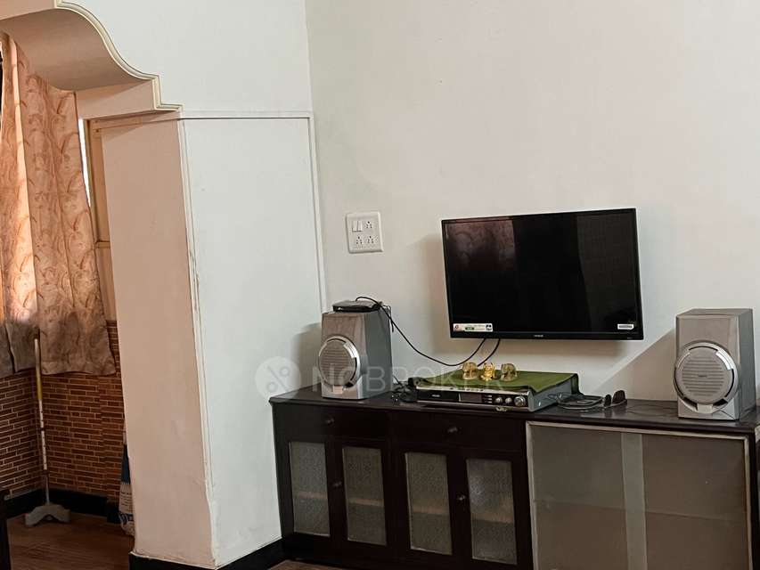 Self Help Co-Operative Housing Society Vile Parle West Rent - WITHOUT BROKERAGE Fully furnished ...