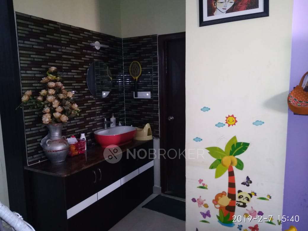 Sri Gayathri Enclave, NRI Layout NRI layout - Without Brokerage Fully furnished 2 BHK Flat for ...