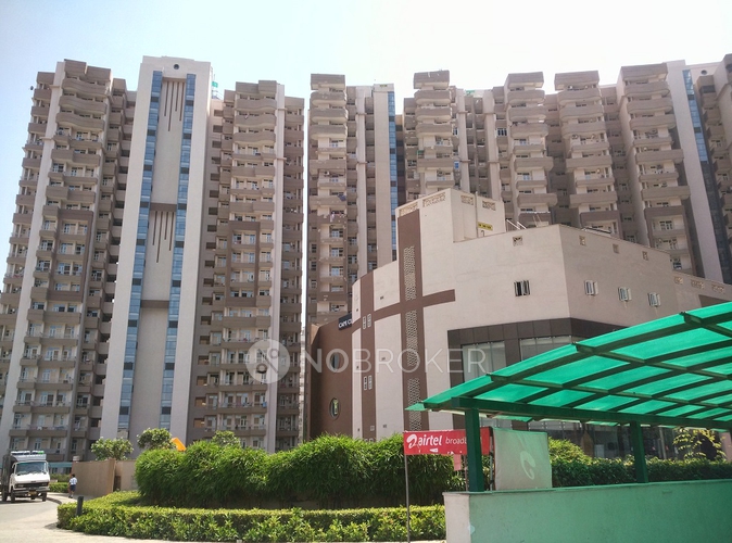 Supertech Capetown, Sector 74 Sector 74 - Without Brokerage Unfurnished ...