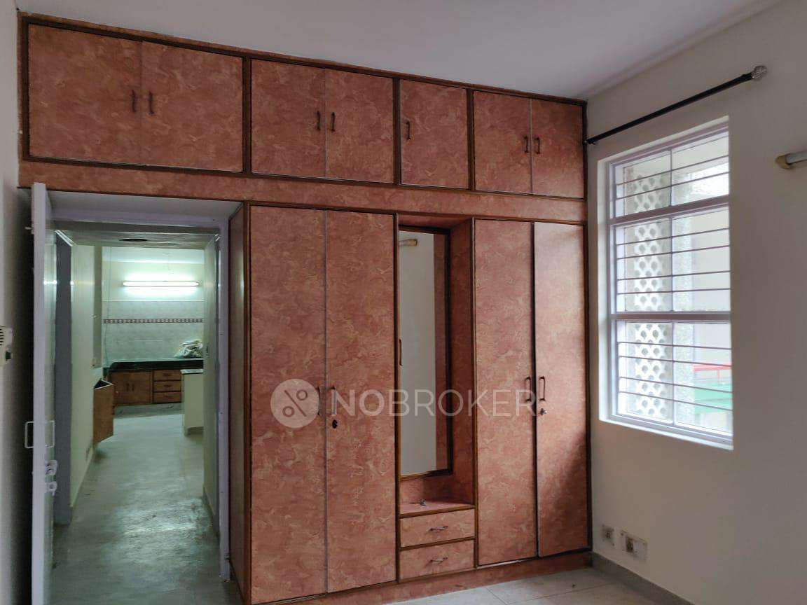 Property for rent in Sector 62 for Rs 24000 available Immediately -Inactive