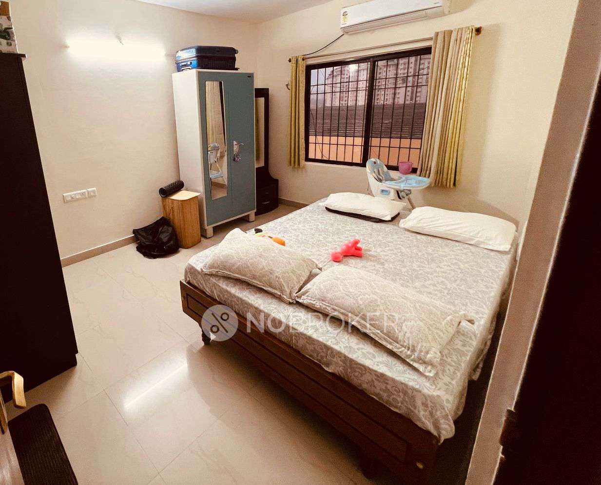 Purab Manor Kadugodi - Without Brokerage Semi-furnished 2 BHK Flat for Sale in Purab Manor ...