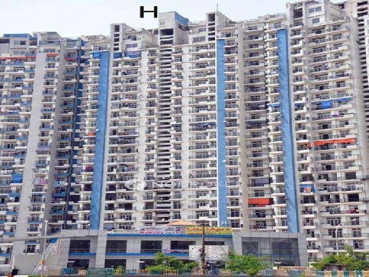 Amrapali Platinum & Titanium Sector 119 - Without Brokerage Semi ...