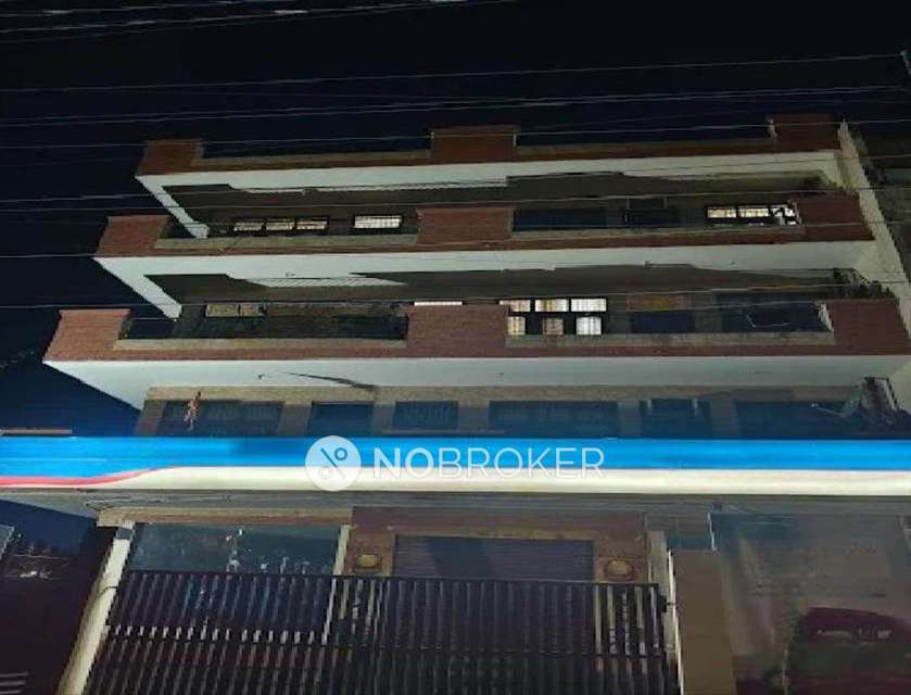 PG for FEMALE in Sector 51 for Rs 6000 available Immediately | noida | nobroker.in