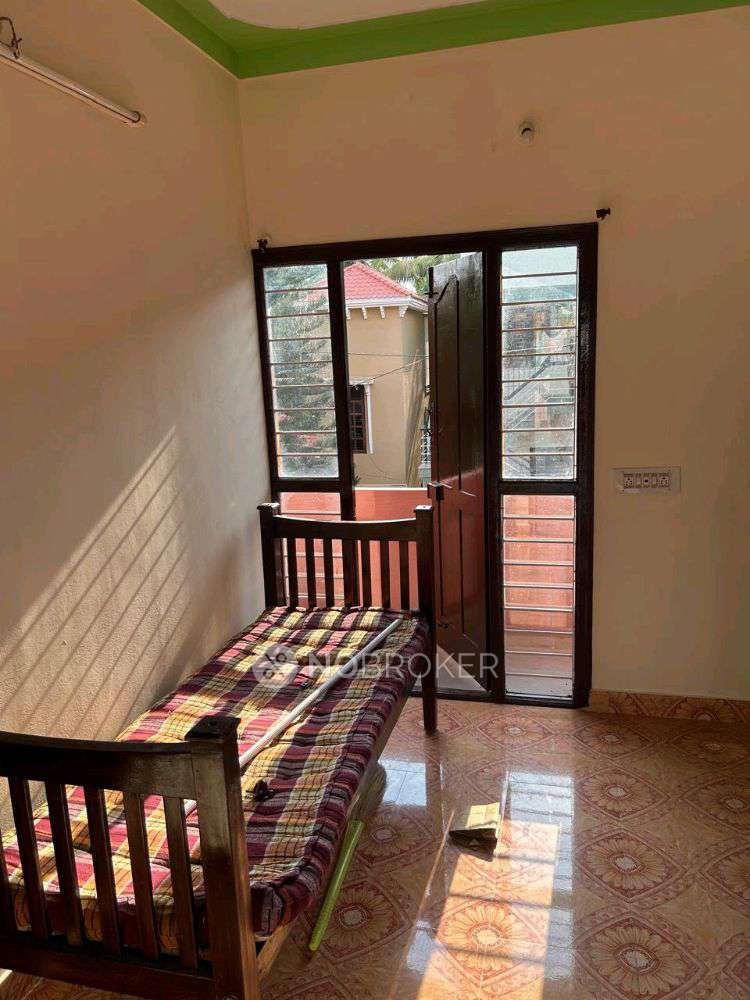 Independent House 28, MEG Layout, B Narayanapura, Mahadevapura ...