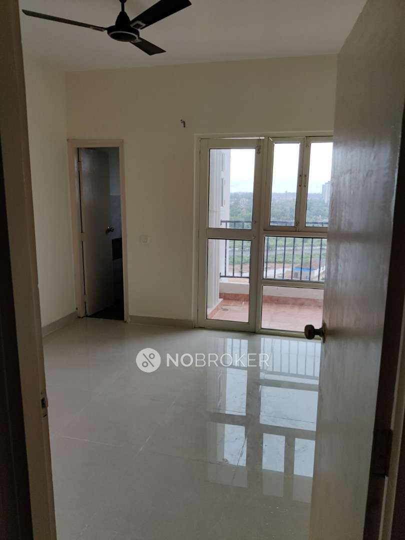 GLS Avenue 51 Sector 92 Rent - WITHOUT BROKERAGE Semi-furnished 3 BHK Rental Flat in GLS Avenue ...