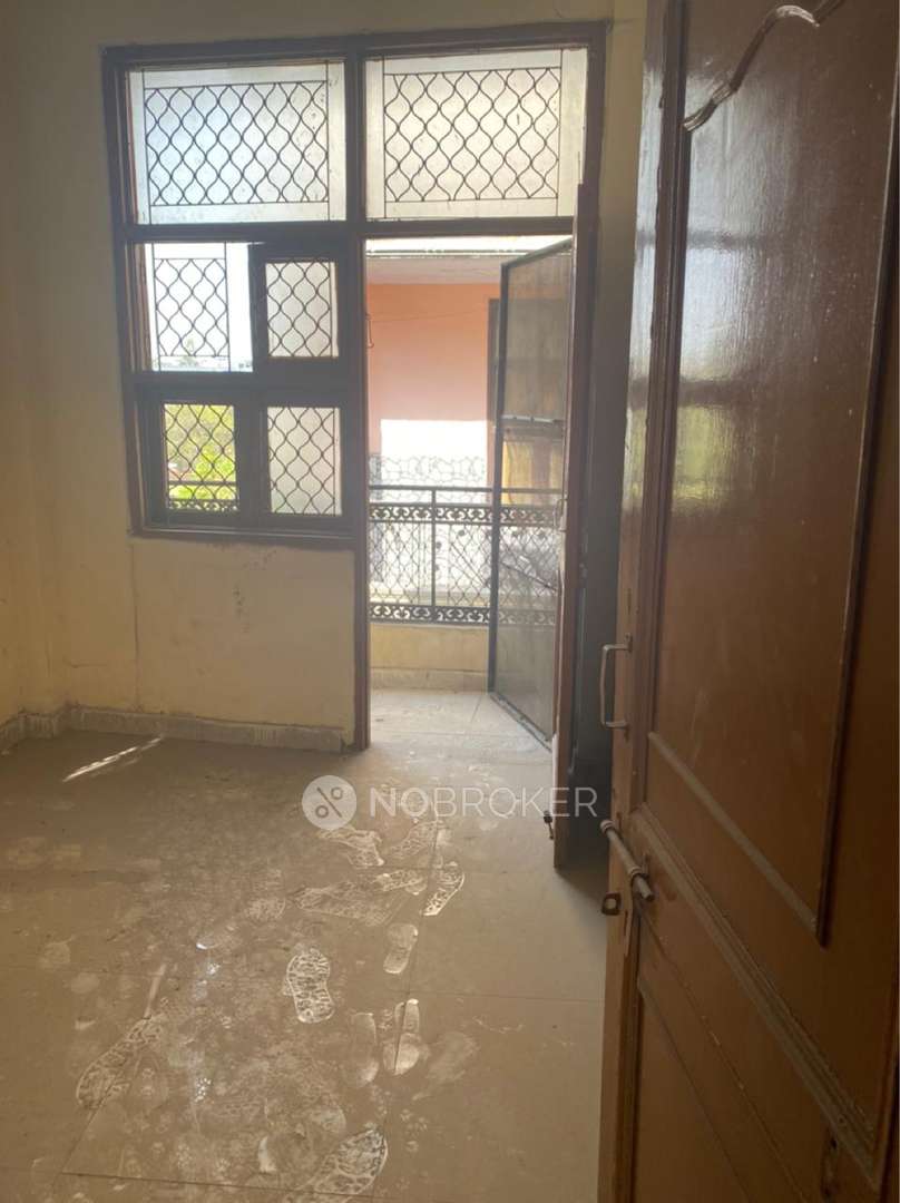 Rani Bagh Pitam Pura - Without Brokerage Semi-furnished 1 BHK Flat for ...