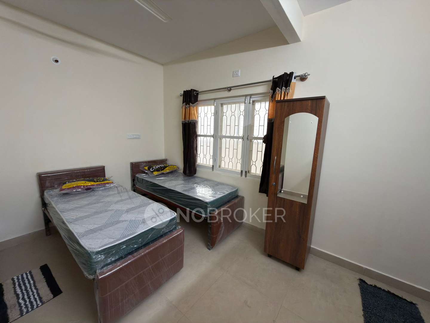 PG for FEMALE in Indiranagar for Rs 12000 available Immediately ...