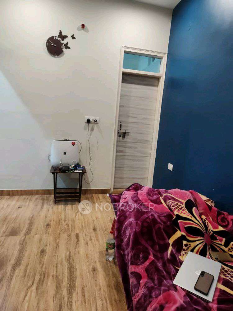 Amar nagar sarai, just 5min walking distance from sarai metro,best ...