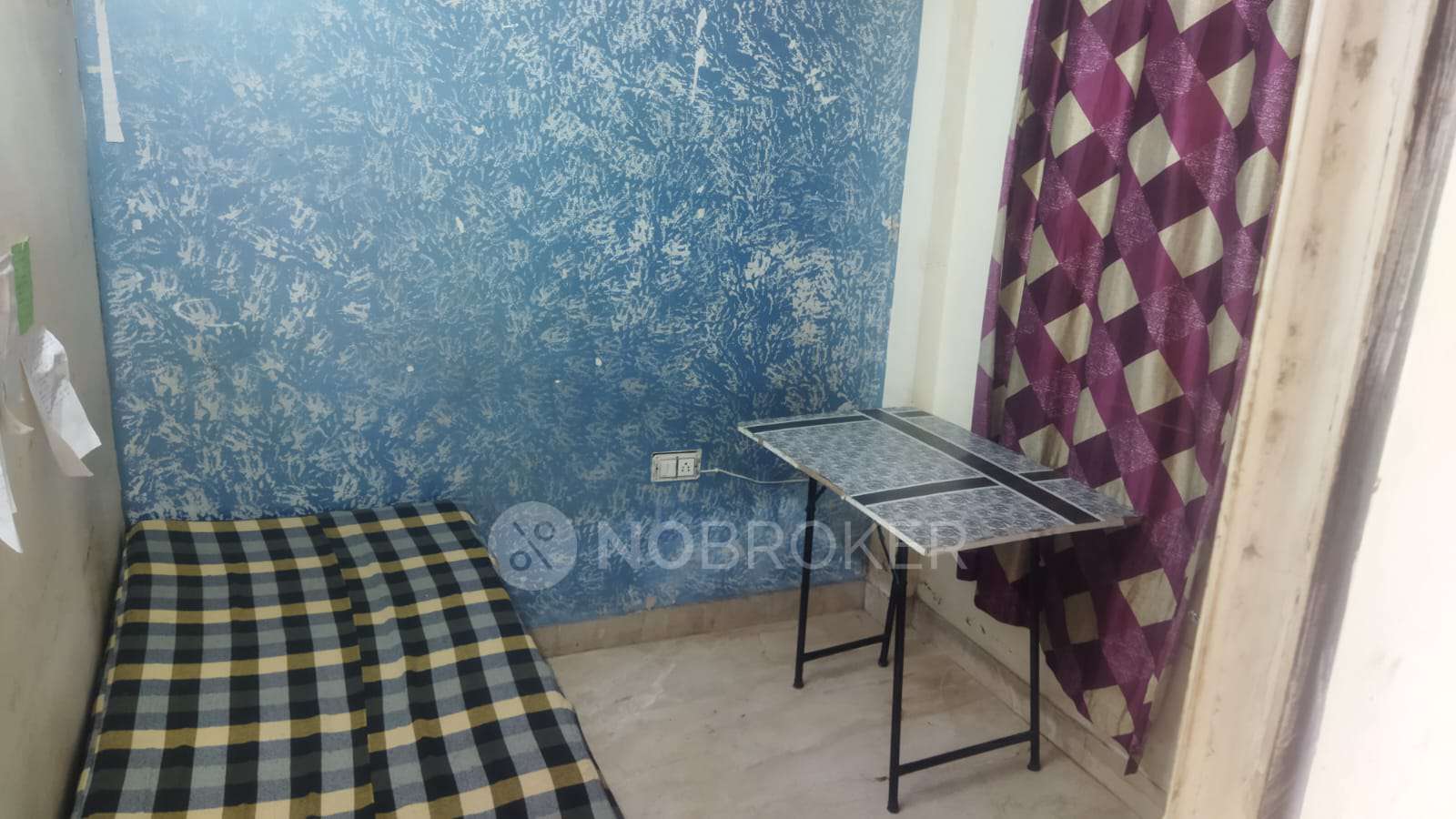 PG for FEMALE in Mukherjee Nagar for Rs 8000 available Immediately | delhi | nobroker.in