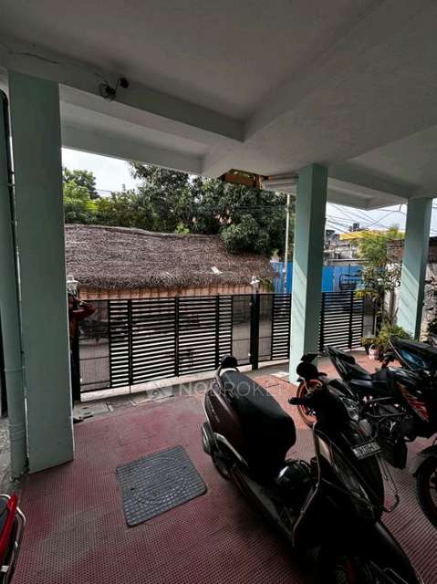 Independent House no 282, Yadaval St, Paramesh Nagar, Adambakkam ...