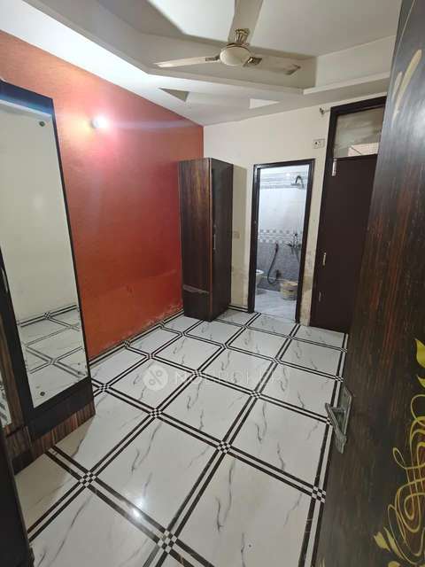 Property for rent in Sector-45 for Rs 16000 available Immediately