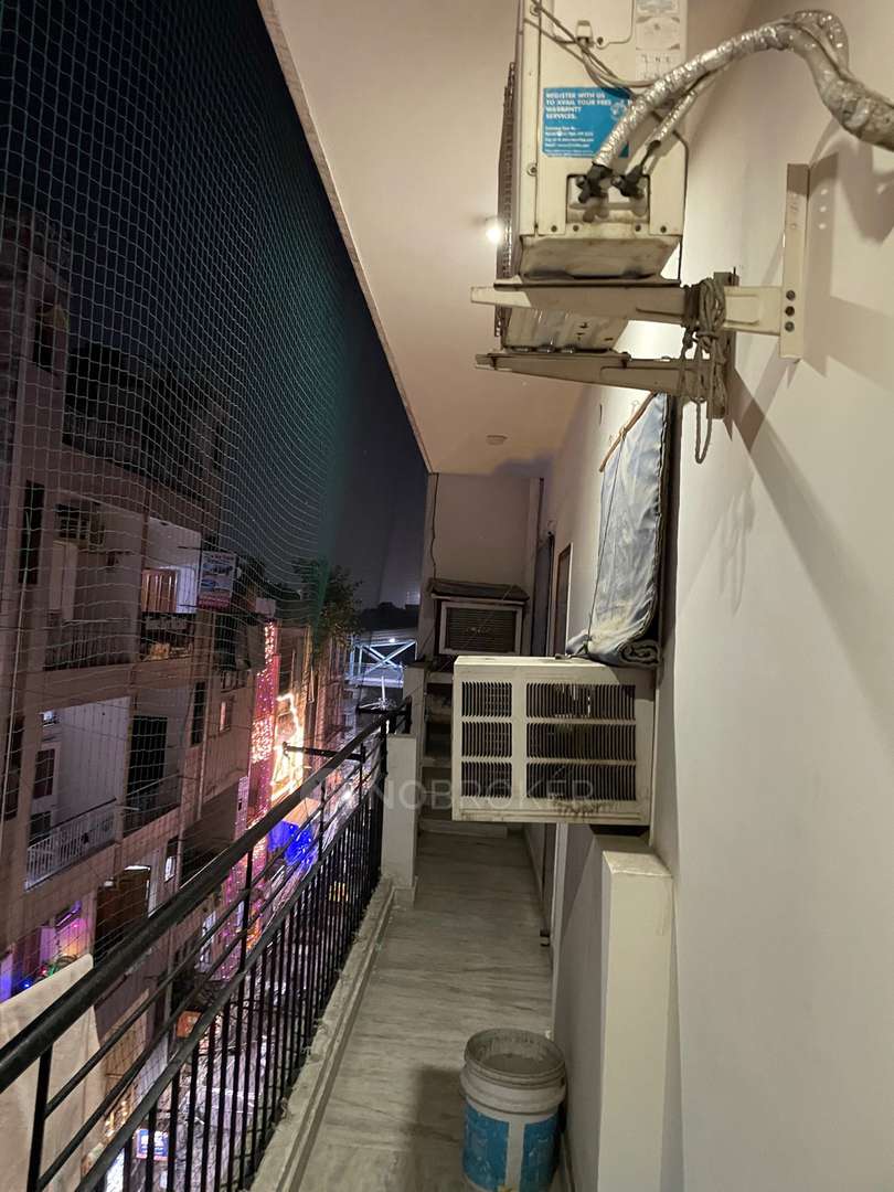 Standalone Building South Moti Bagh Rent - WITHOUT BROKERAGE Fully ...